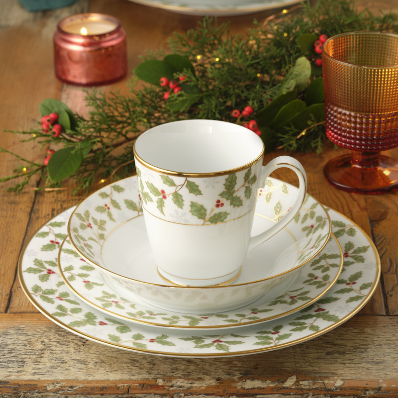 Noritake Holly & Berry Gold Set Of 4 Soup Bowls, 7-1/2", 12 Oz. | Wayfair